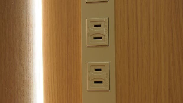 【CHATBOX三共横浜ビル】102(一人用ワークブース) Web会議・通話に最適/Wi-fi/電源ありの写真6