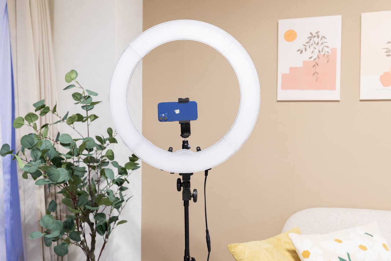 【🎊設備全て無料🎊】アニメイト池袋目の前✨女子会・推し会最適🍷映え照明・プロジェクターあり！池袋駅徒歩５分♪の写真9