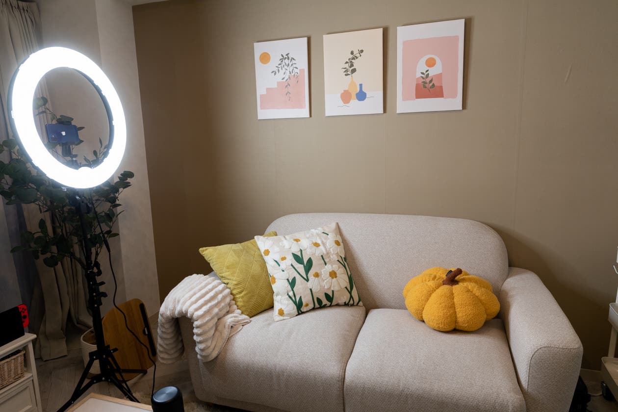 【🎊設備全て無料🎊】アニメイト池袋目の前✨女子会・推し会最適🍷映え照明・プロジェクターあり！池袋駅徒歩５分♪の写真11