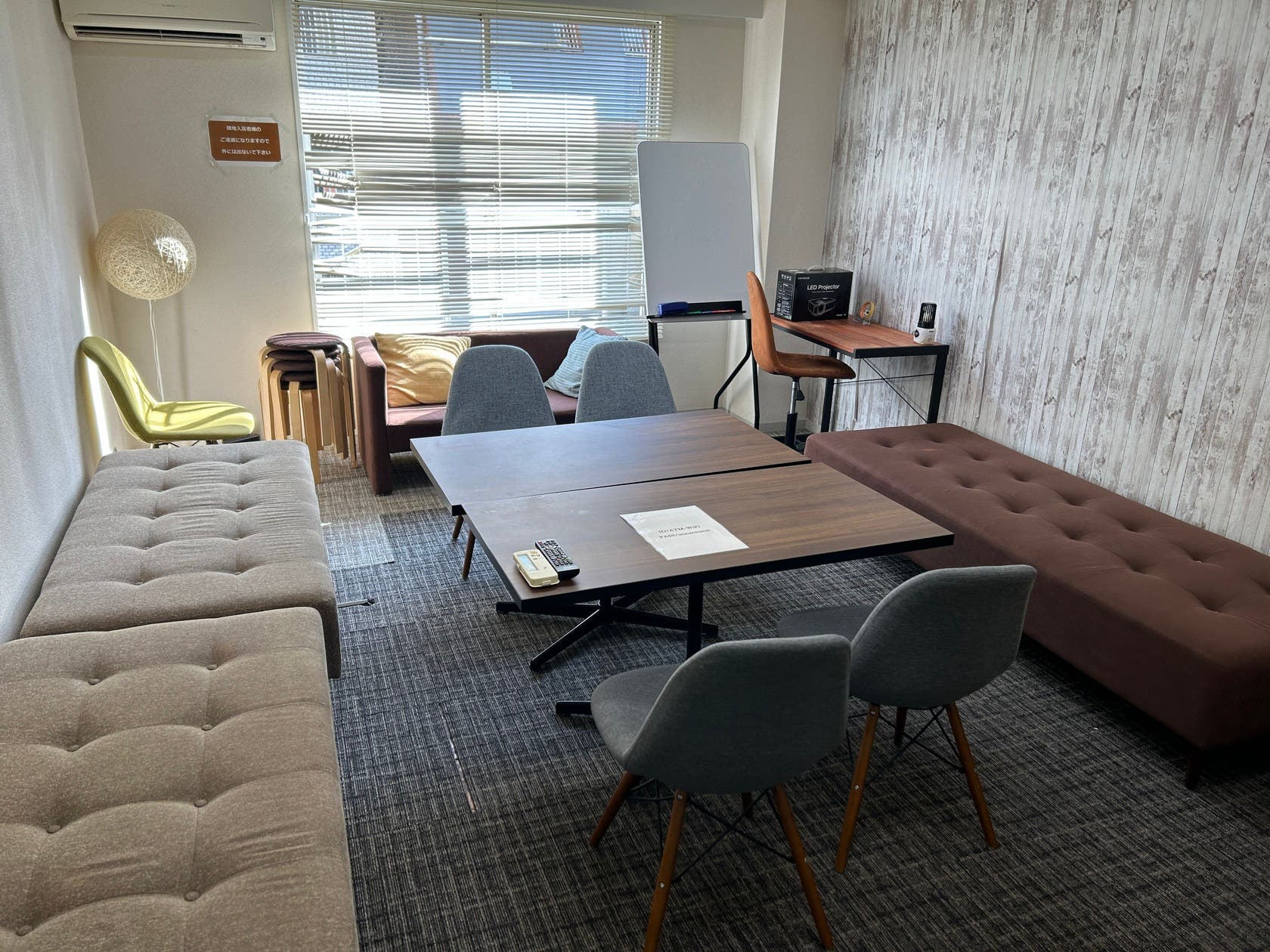 【東銀座4分・築地市場5分】ディスプレイ🈶貸し会議室💻大きな窓で換気良好🔄✨プロジェクタ📺LMスペース東銀座の写真1