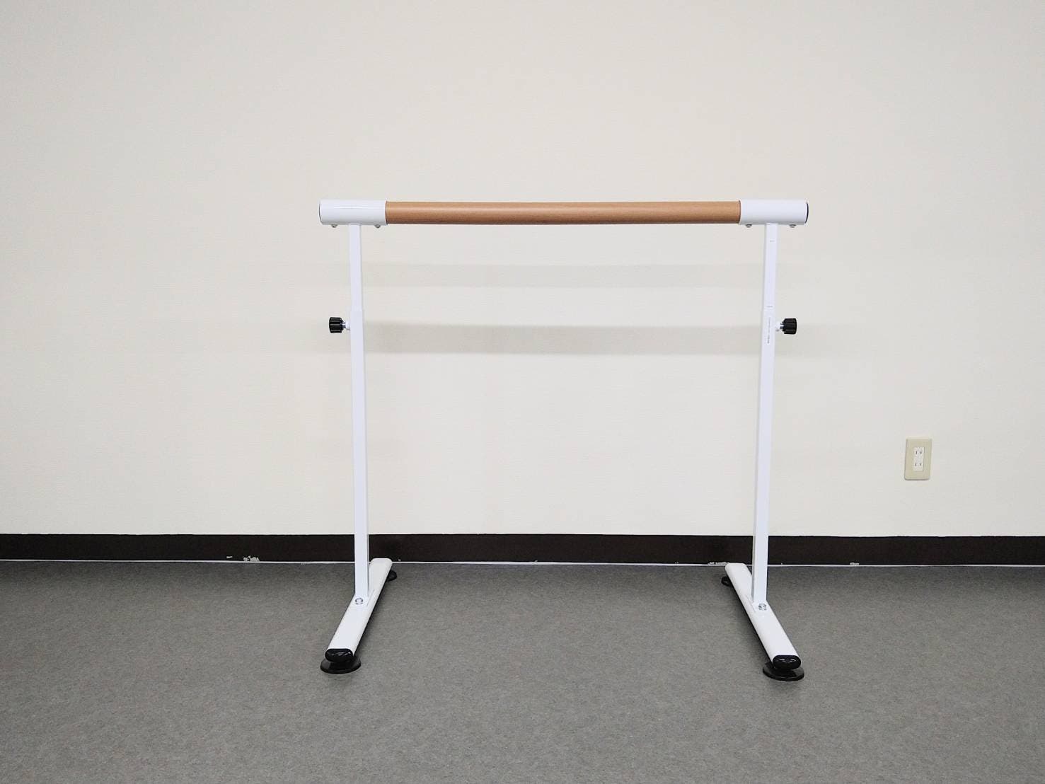 【駅近1分】🎉New Open✨特別価格🌈最大22％OFF🌈一面鏡張りの広々サロン💎整体・エステ・ネイルに💕の写真21