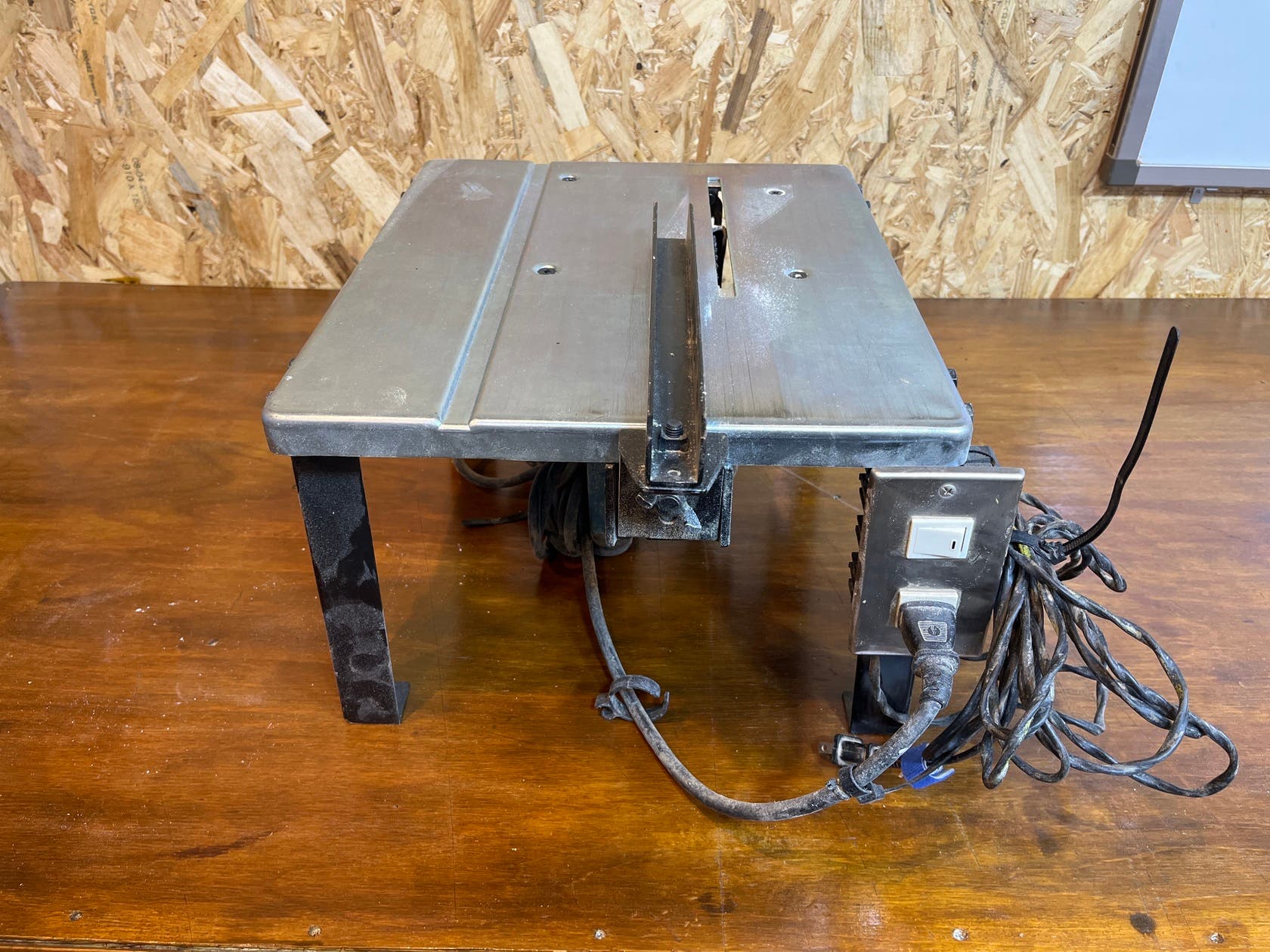 丸鋸スタンド　の画像1