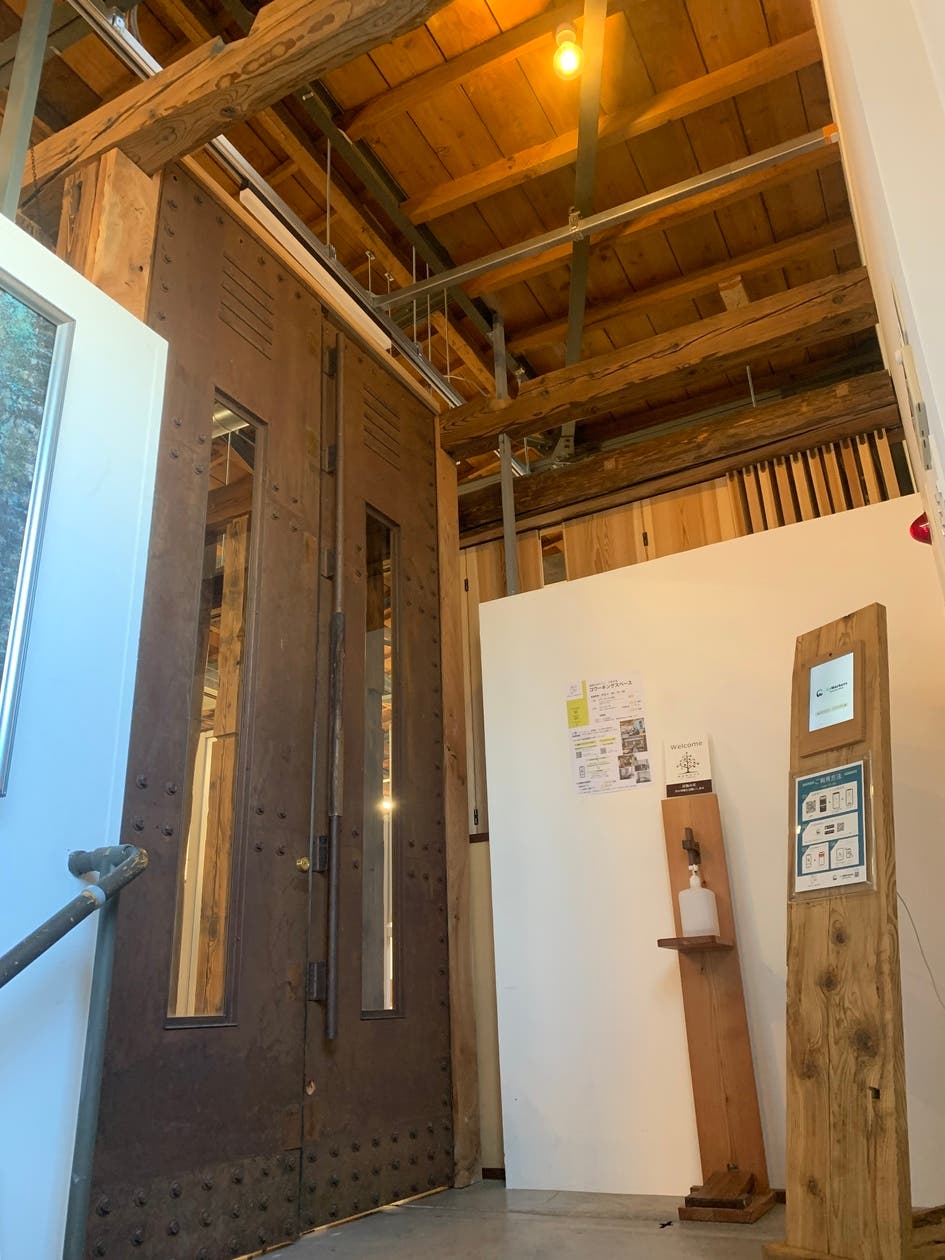 【自由席】Feat.spaceで作業や勉強、ZOOM会議などにも利用しやすいコワーキングスペースの写真4