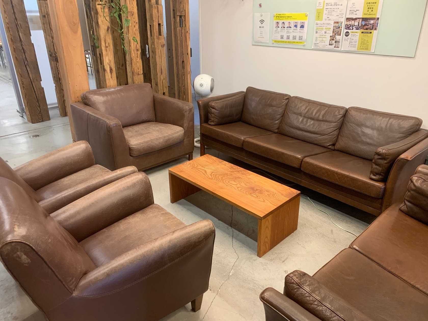 【自由席】Feat.spaceで作業や勉強、ZOOM会議などにも利用しやすいコワーキングスペースの写真6