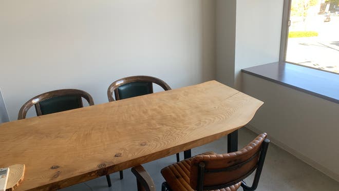 ZOOM会議やリモート、商談などにも使える完全個室型の貸し会議室(Room C)の写真1