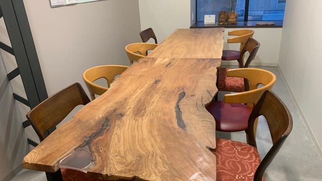 ZOOM会議やリモート、商談などにも使える完全個室型の貸し会議室(Room D)の写真2