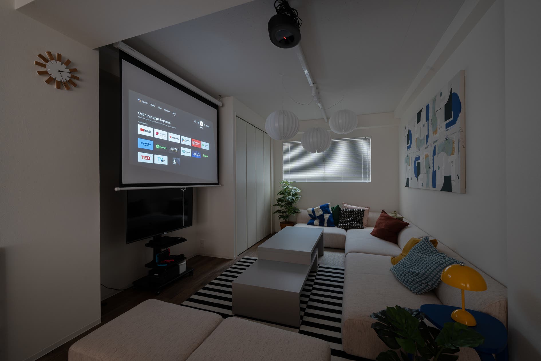 ボドゲ秋葉原7号店🌟ボードゲーム８５種類🎲ダーツ🎯プロジェクター📽️大画面TV📺光回線の写真2