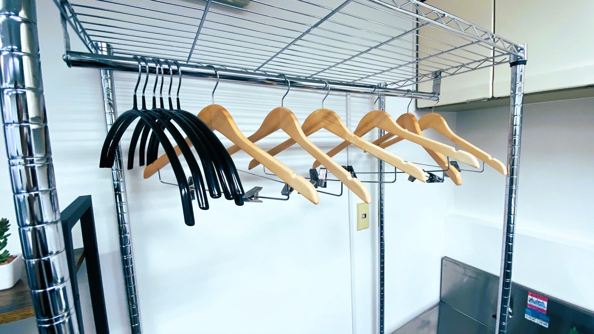 【宇都宮駅東口すぐ】最大15名80㌅スクリーン,大型モニターなど設備充実！ 会議/セミナー/面接/学生/動画撮影/お1人もOK！の写真15