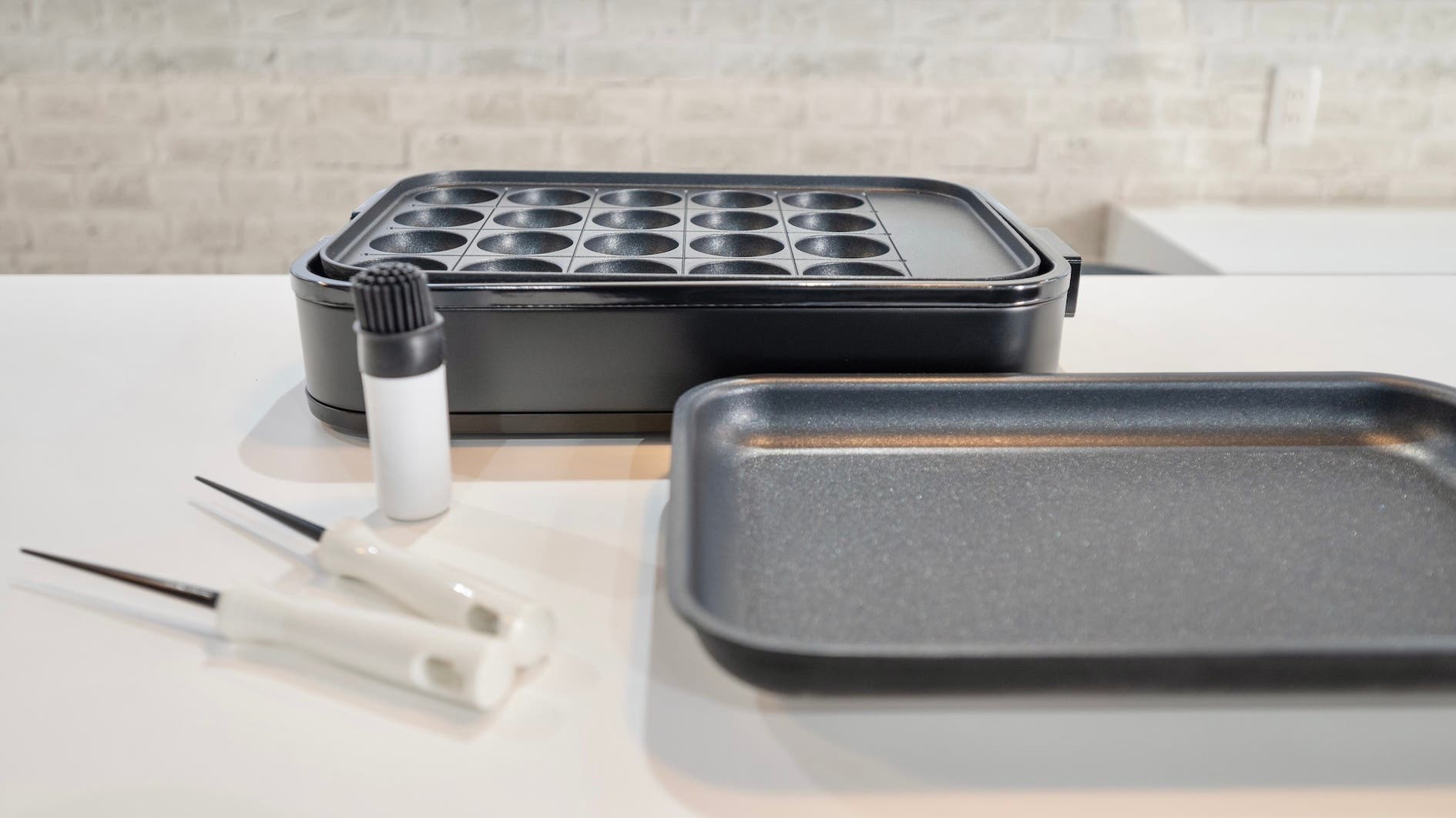 【東梅田/大阪駅すぐ】最大30名🎉バーの雰囲気🦋ワンフロアの貸切贅沢空間✨120㌅巨大スクリーン🎥飲食持込🆗／Table8の写真18