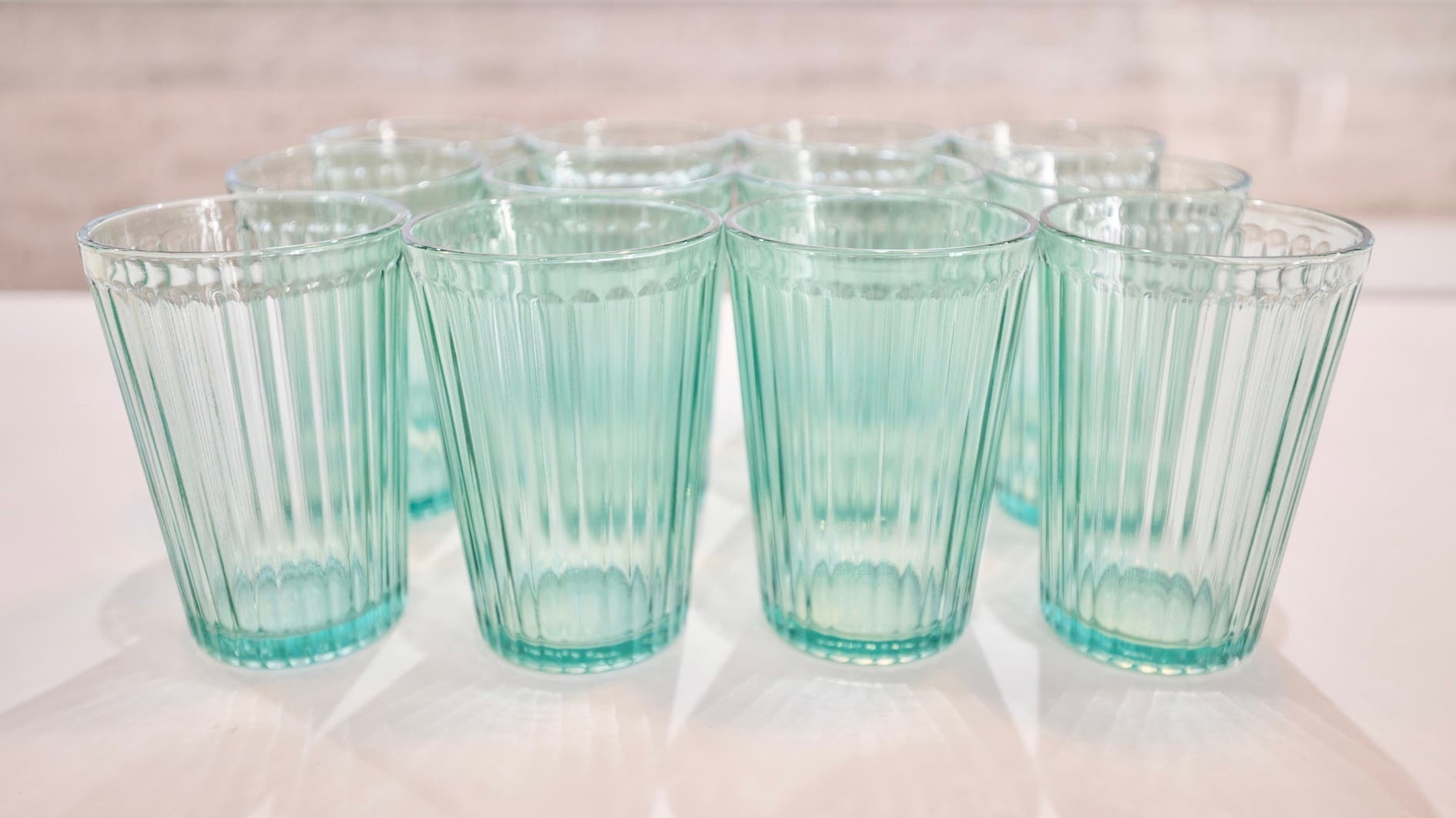 【東梅田/大阪駅すぐ】最大30名🎉バーの雰囲気🦋ワンフロアの貸切贅沢空間✨120㌅巨大スクリーン🎥飲食持込🆗／Table8の写真21