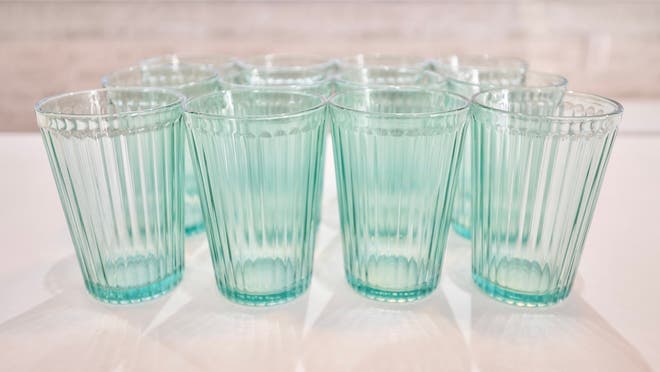 【東梅田/大阪駅すぐ】最大30名🎉バーの雰囲気🦋ワンフロアの貸切贅沢空間✨120㌅巨大スクリーン🎥飲食持込🆗/Table8の写真21