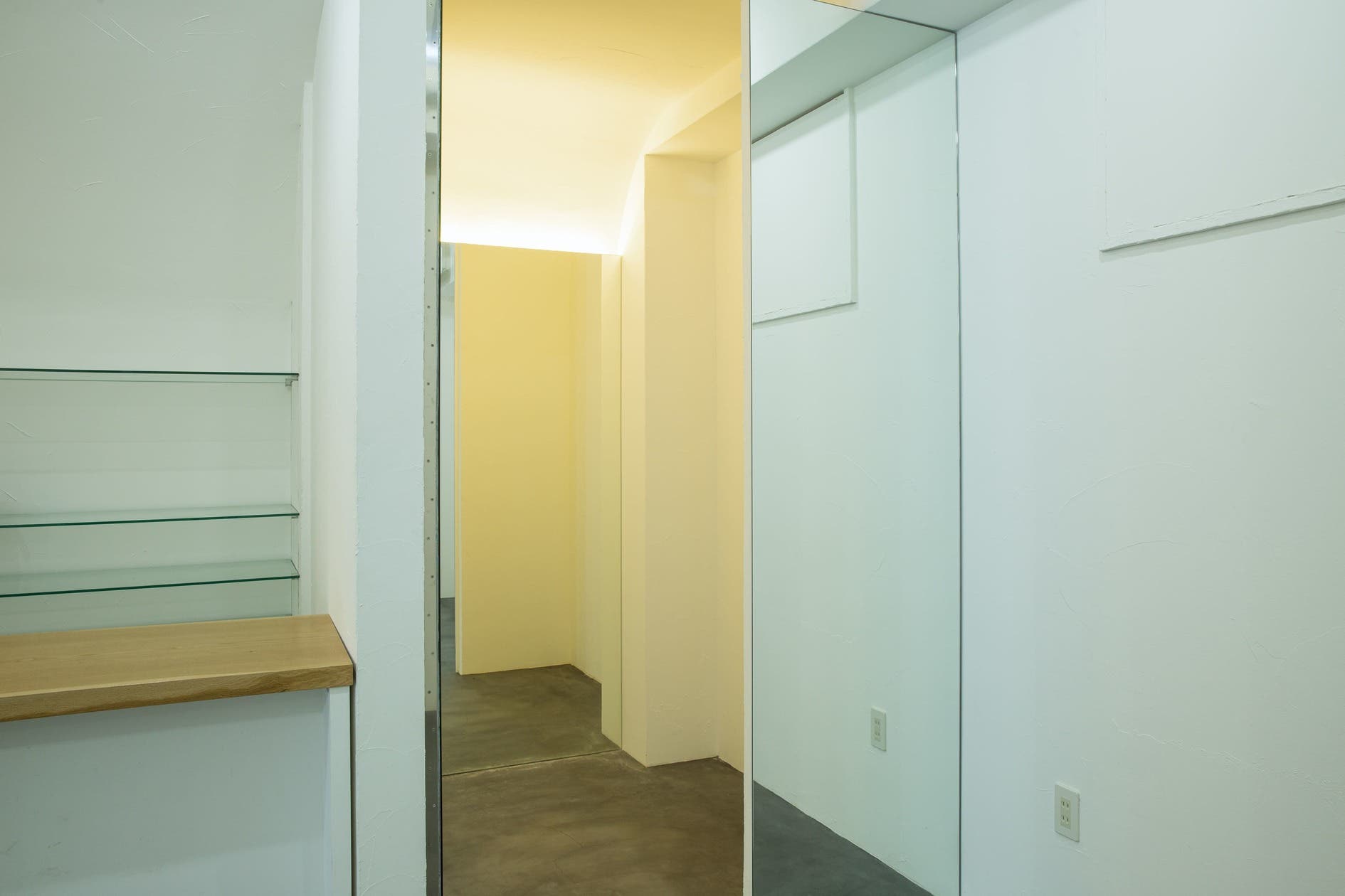 【薬院大通駅6分】展示会やポップアップストアに適した、シンプルな路面スペースの写真11