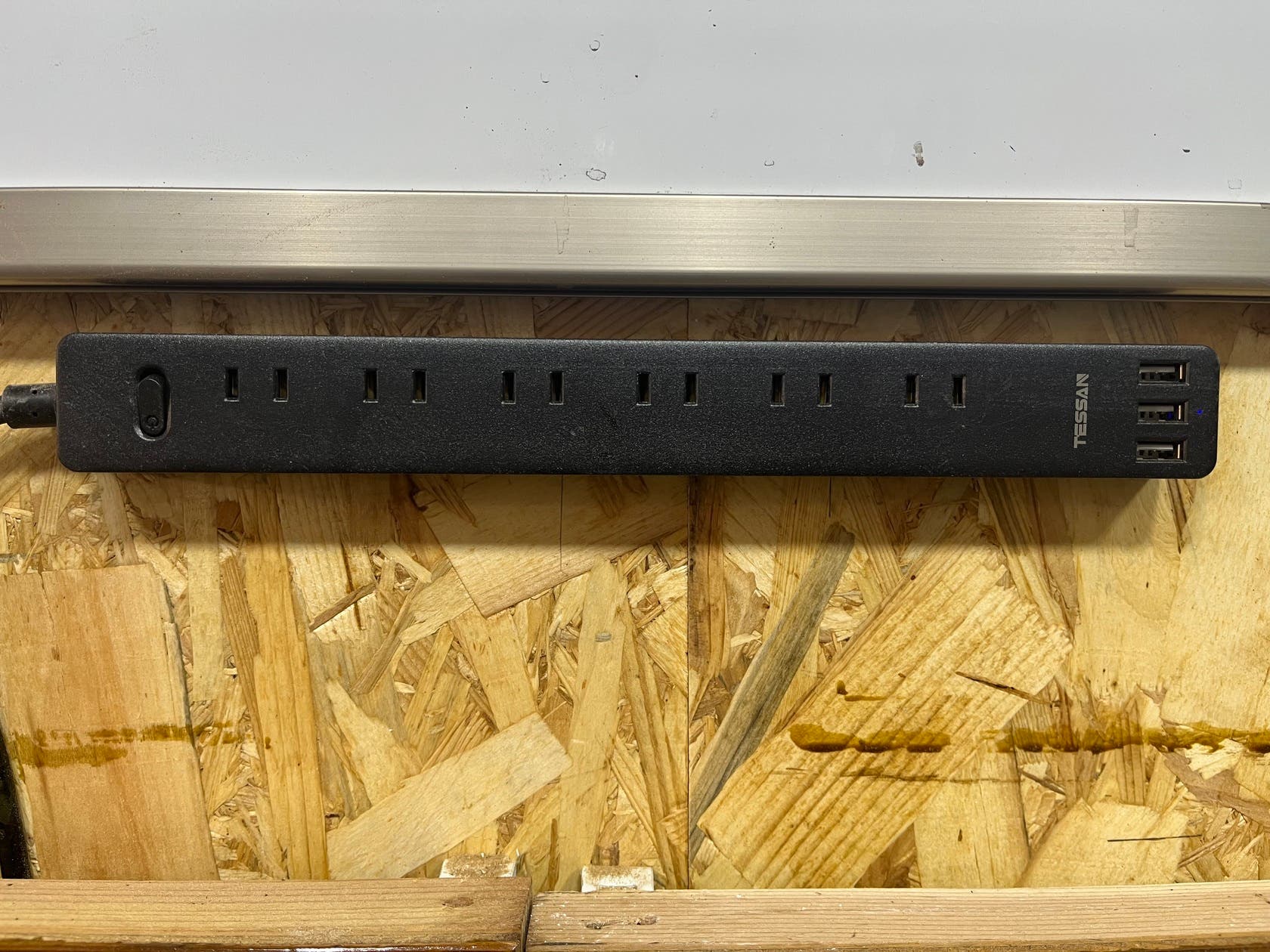 リニューアルオープン　麻布十番路面店　DIY 工具が自由に使えてギターの練習も出来る多目的スペースの写真24