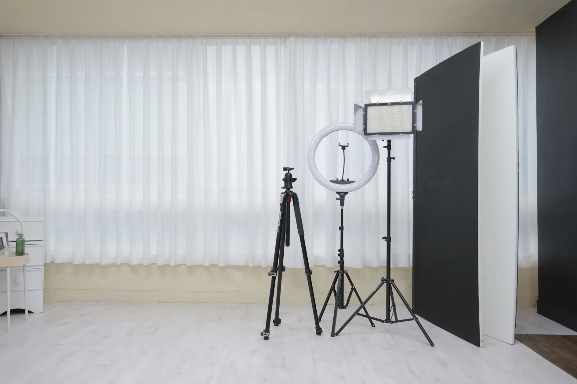 上野駅から徒歩5分 自然光など５種類以上の背景で撮れる！広々ゆったり(スペース面積90㎡)お友達同士シェア利用でお得！の写真17