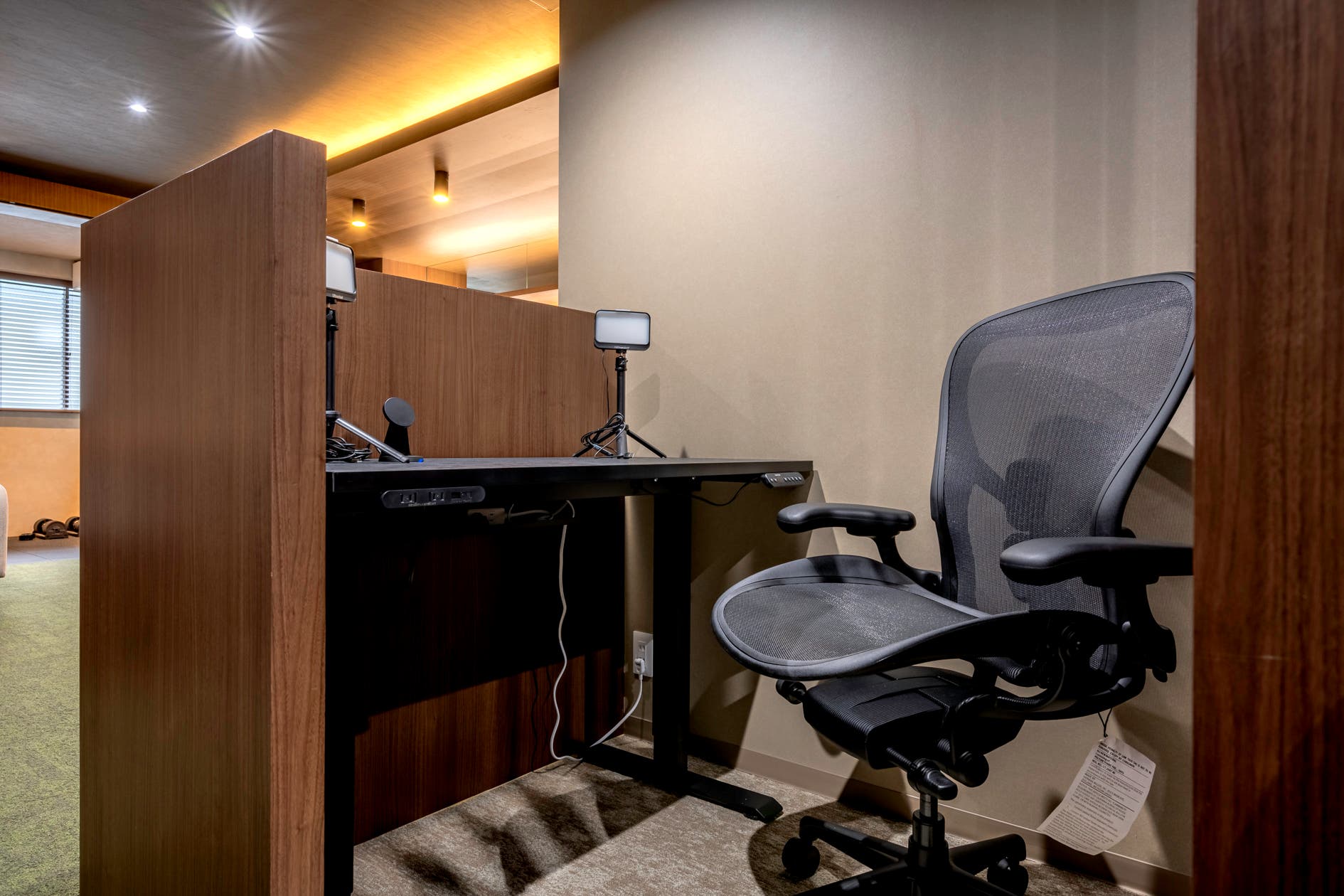 スペモ🥃クリスマス🎄住吉駅1分🚶ビジネス💻️映画鑑賞✨プロジェクター🍷バーカウンター🍺397_SpemoGYMの写真7