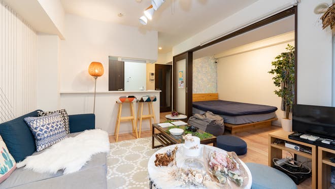 新宿御苑駅5分/リノベーション&自然光で撮影に最適/推し活・パーティー!現地ゴミ捨て可(ゴミ場はファイルで確認)の写真1