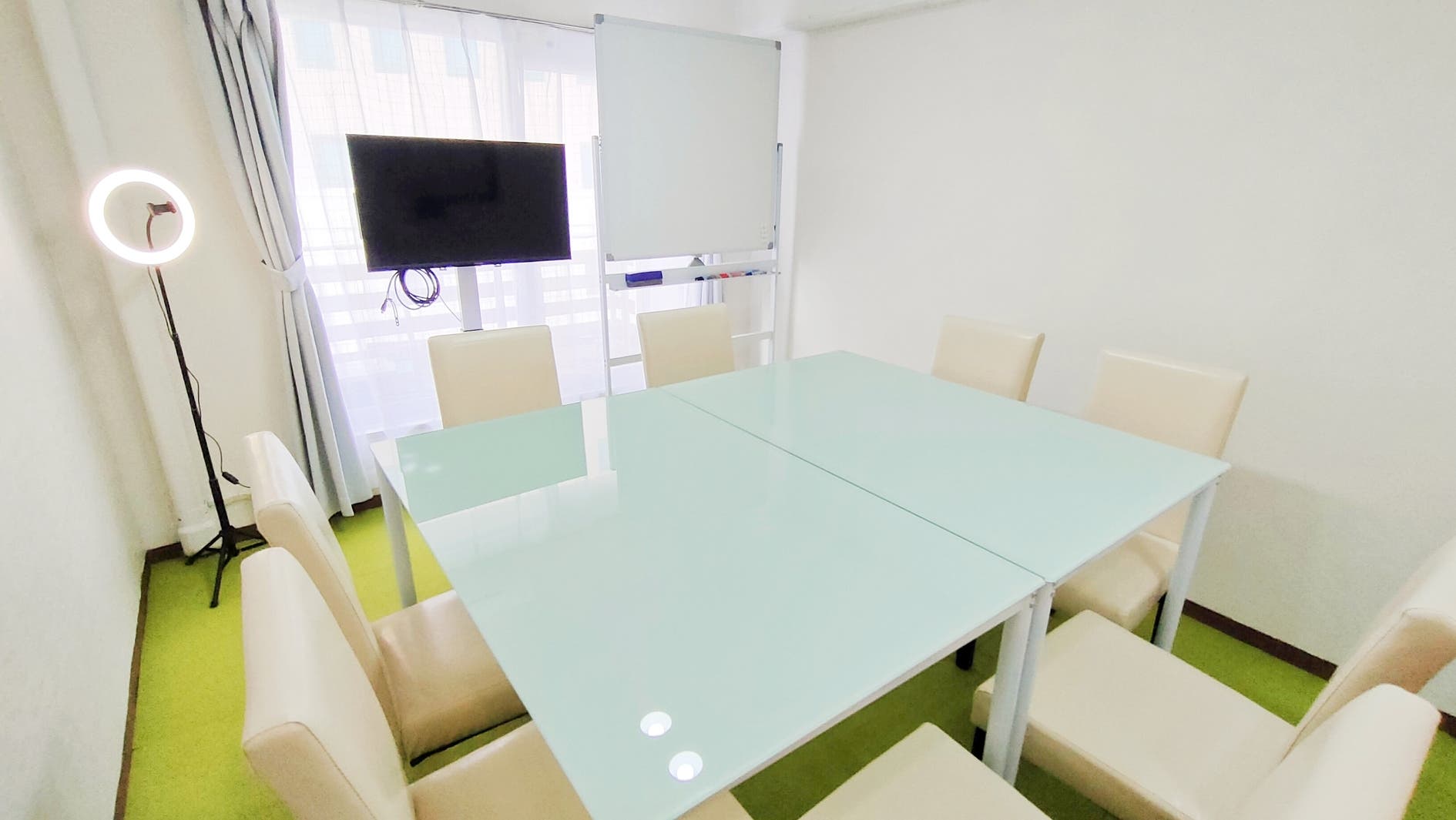 〈東カン天神〉【天神大丸エルガーラ前/定員10名】無料Wi-Fi/ビジネス/レッスン/ボードゲーム/ミートアップ/撮影収録の写真7