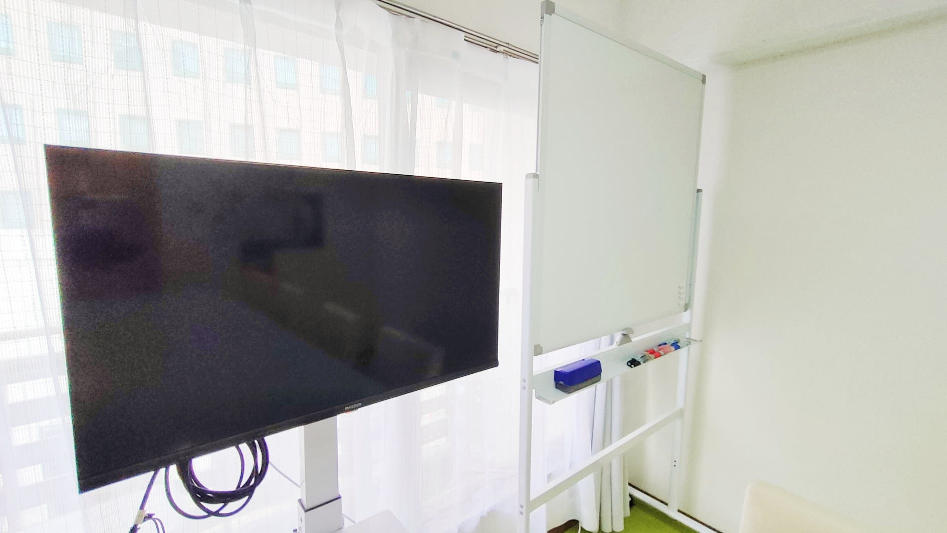 〈東カン天神〉【天神大丸エルガーラ前/定員10名】無料Wi-Fi/ビジネス/レッスン/ボードゲーム/ミートアップ/撮影収録の写真11