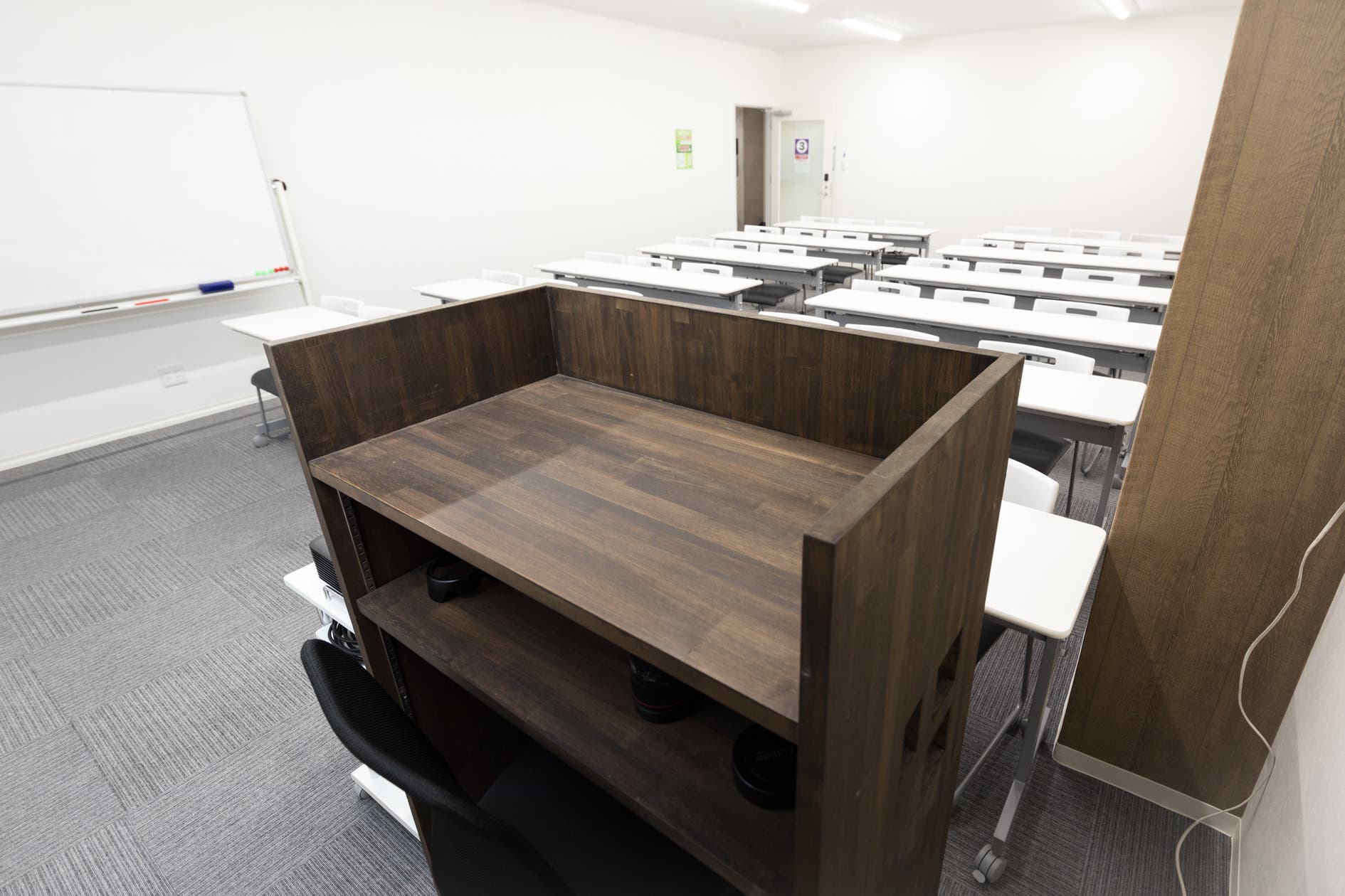 【リモートベースroom3】⚡️地域最大級34人⚡️プロジェクター⚡️ワークショップ⚡️セミナー⚡️隼光⚡️近鉄四日市3分⚡️の写真13