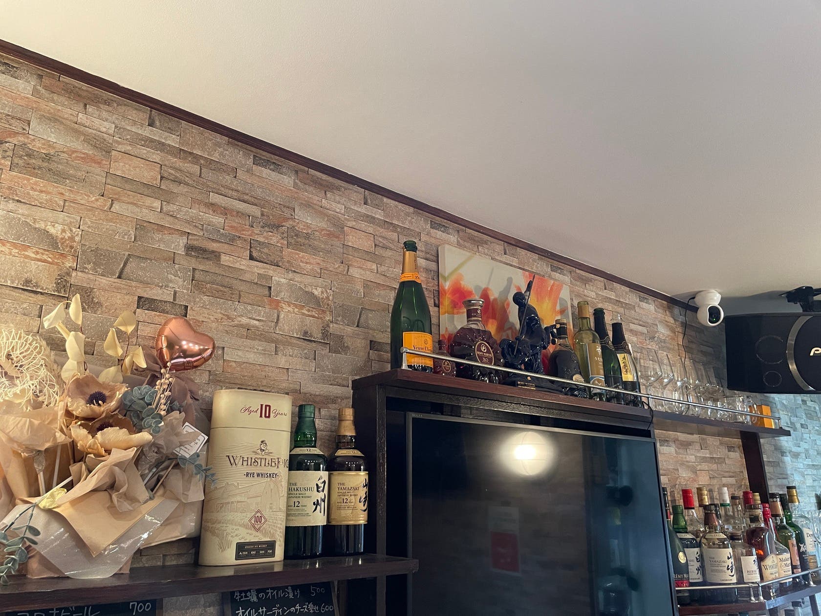 【新宿から電車で10分！】阿佐ヶ谷駅2分★カラオケBAR♬清潔でカフェのような温かみのある内装✨禁煙🚭の写真19