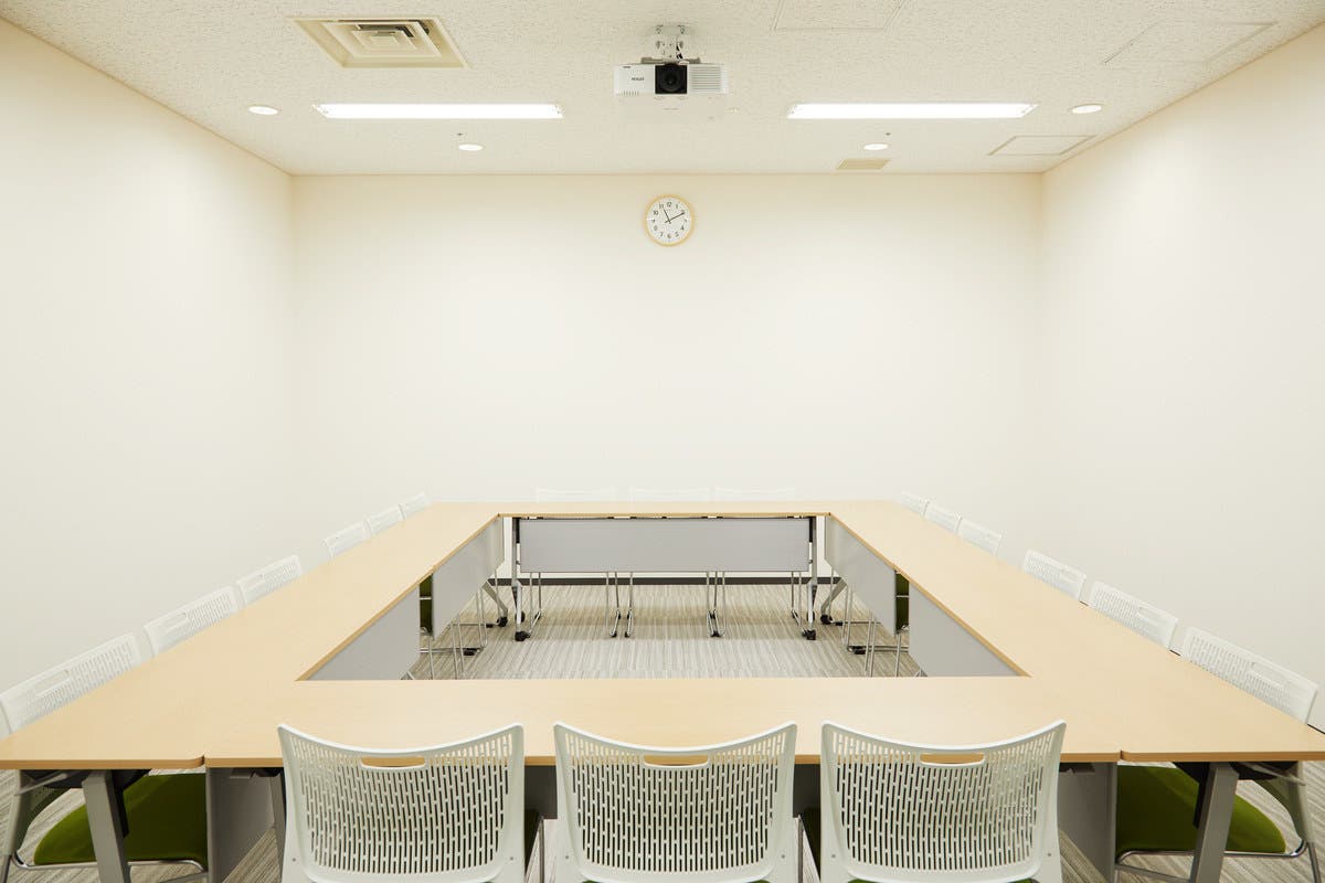 【Room B】＜直近1週間限定＆年末年始12/26～1/9限定＞渋谷駅直結　渋谷ヒカリエ内　無料Wi-Fi　飲食可の写真1