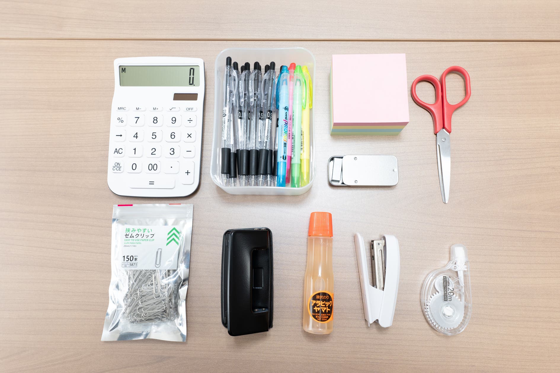 【渋谷駅3分】12席、光回線高速WiFi、モニター・ホワイトボード完備☆1日1回スタッフ完全清掃の会議室の写真15