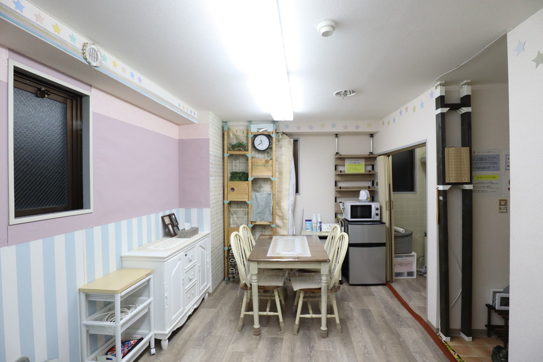 🎀フェミニンな雰囲気のキラキラ女子部屋✨🍷Ｘ’mas/女子会/誕生会/📷撮影向き★大型TV/カードゲームの写真6