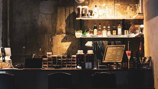 斧投げ&シーシャバー 神田駅徒歩1分の写真1