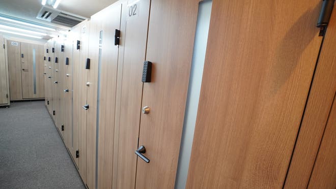 <ヒトリボックス なんば駅前No.2>高速光回線Wi-Fi📶ナノイー発生機✨モニター🖥テレワーク/ZOOM/面接/自習/作業の写真7