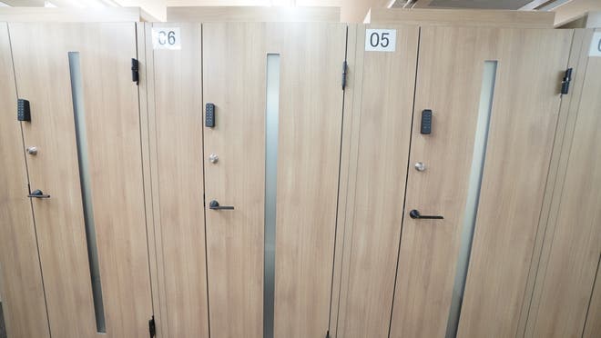 <ヒトリボックス なんば駅前No.6>高速光回線Wi-Fi📶ナノイー発生機✨モニター🖥テレワーク/ZOOM/面接/自習/作業の写真7