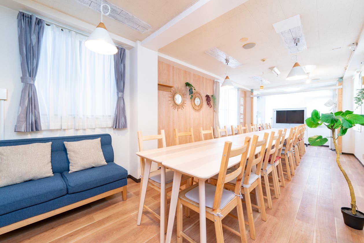 &lt;AEB&gt;最大20名🆗光回線📶120インチ大画面あり🎬パーティ・ビジネスにも★ホワイトボード・モニターありの写真7