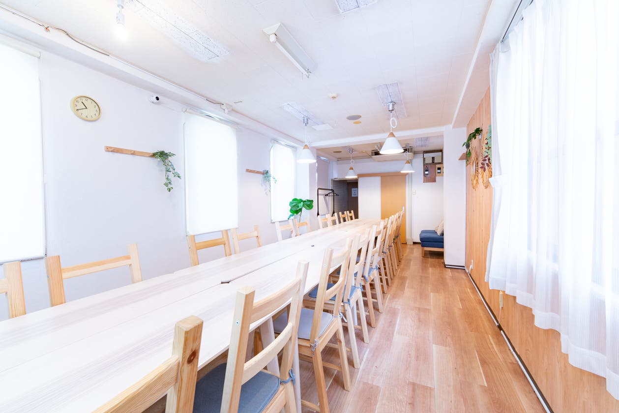 &lt;AEB&gt;最大20名🆗光回線📶120インチ大画面あり🎬パーティ・ビジネスにも★ホワイトボード・モニターありの写真9