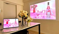 🌸期間限定割🌸最大50%割引🎊駅徒歩4分🚉65㌅大型TV📺&プロジェクターで鑑賞会📹女子会🍰推し活💞撮影会📸デート👫歓迎会🍺の写真3