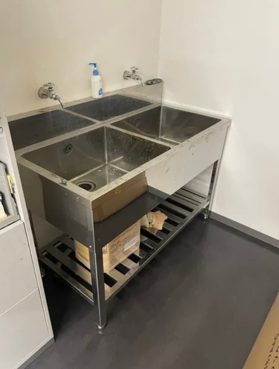 24時間365日ご利用可能です！駐車場4台分有ります！の写真13