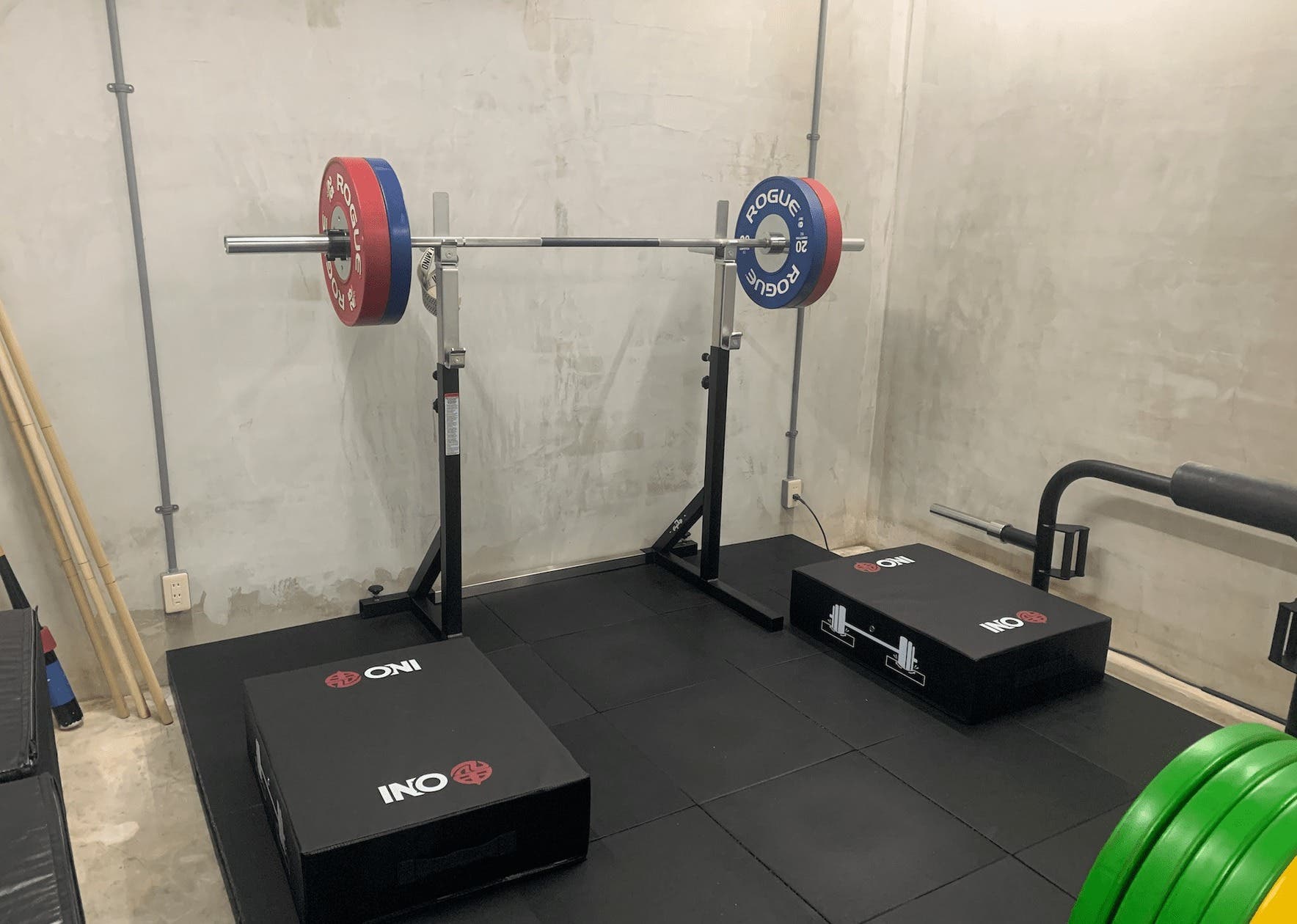 【2名まで】駒込駅徒歩6分の④ウエイトリフティングスペースの写真7