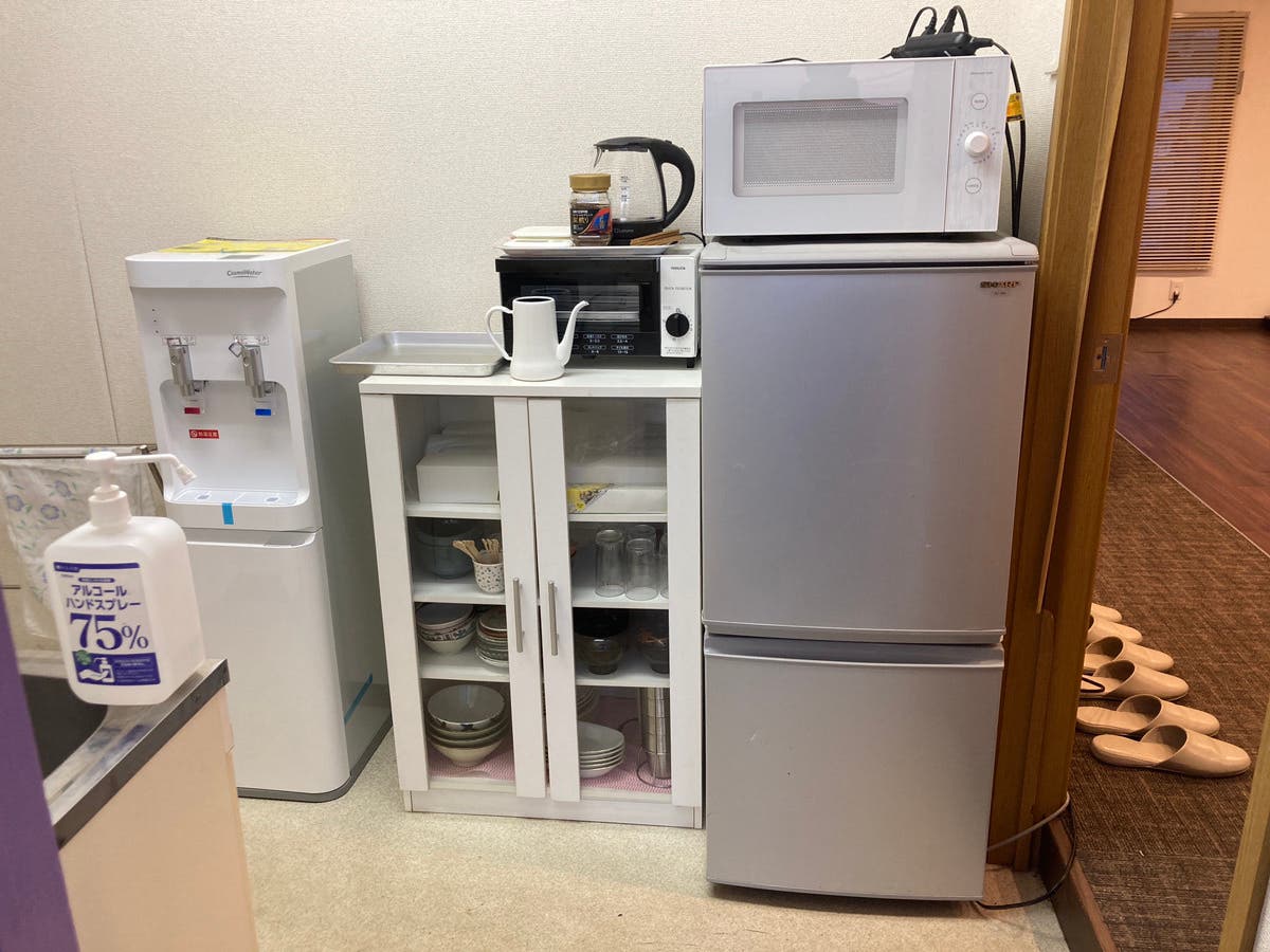 【千葉駅からモノレールですぐ】ダンス用鏡有💃Wi-Fi無料💻レンタルサロンにも♪オープンアームズレンタルスペースの写真8