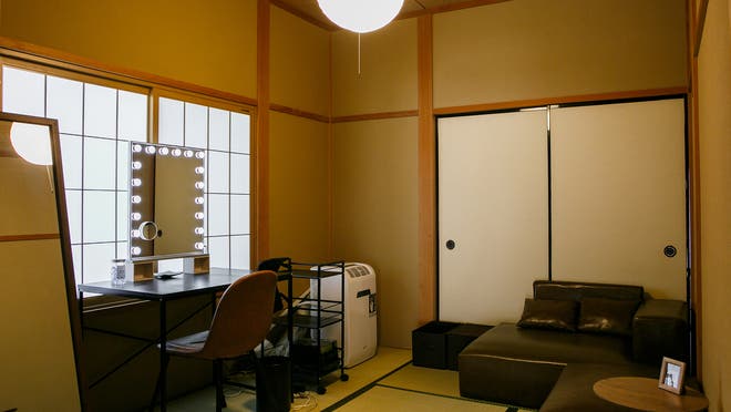 撮影に最適!!森の中の一軒家「お支度部屋」☆☆の写真1
