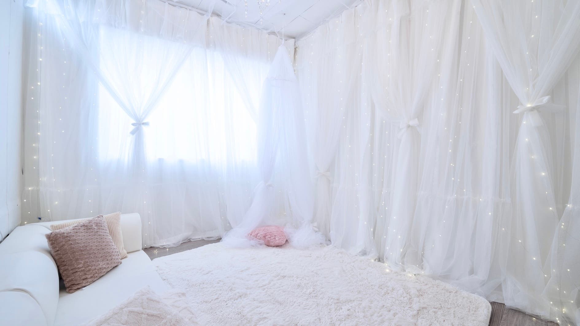 【阪急塚口駅1分！24時間営業】女子会・推し会・撮影向きのレンタルスペースの写真10