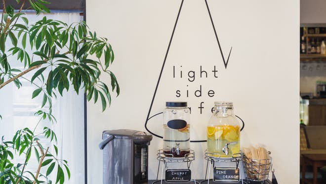 高円寺のお洒落なカフェレストランの写真5