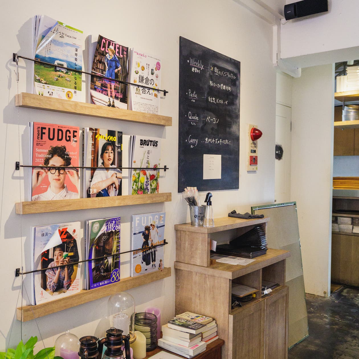 高円寺のお洒落なカフェレストランの写真6