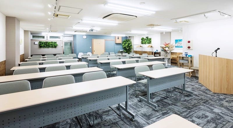 【市ヶ谷・半蔵門・九段下】最大54名収容の綺麗な会議室/会議・研修・イベント・ゲーム会/高速光WIFI/高画質プロジェクター