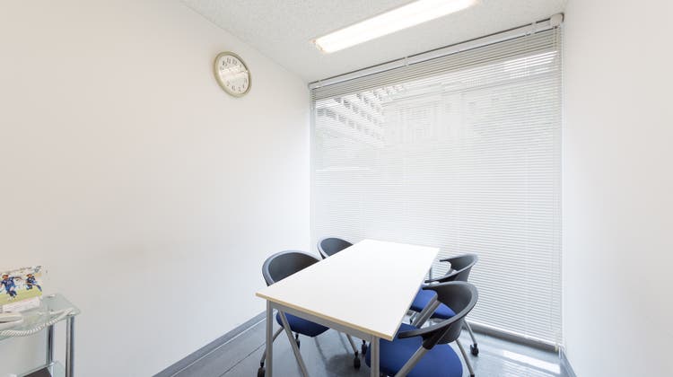 【定員4名B会議室】東京駅から近い便利なオフィス!会議室利用はBSC日本橋で!の写真1