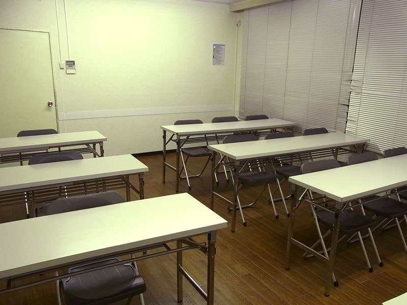 シブヤ・ネクサス ROOM-701【渋谷駅徒歩3分！スクール12名・ロの字12名利用可能な会議室】の写真2