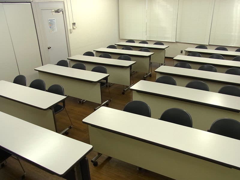 シブヤ・ネクサス D-ROOM【渋谷駅徒歩3分！スクール30名・ロの字24名利用可能な会議室】の写真2