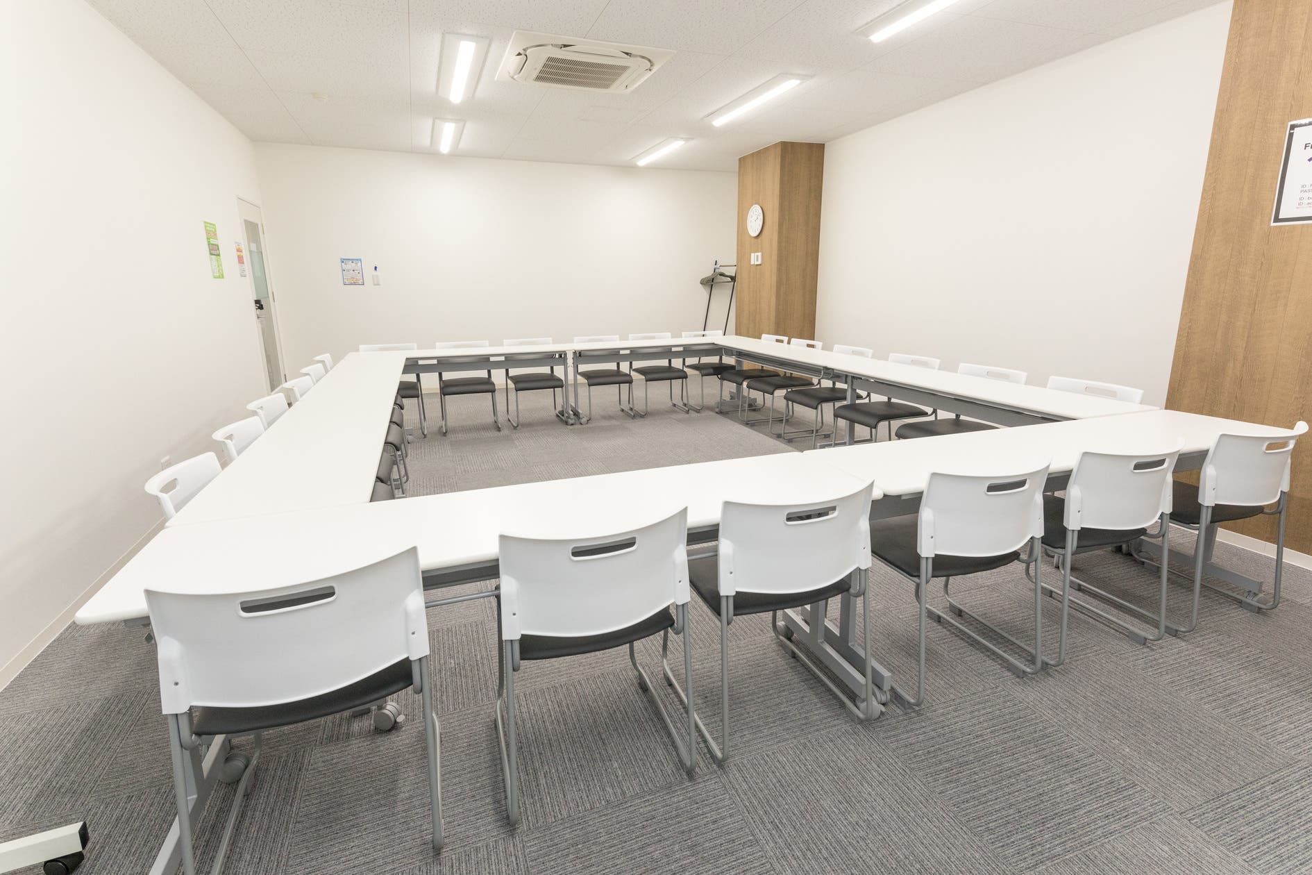 【リモートベースroom3】⚡️地域最大級34人⚡️プロジェクター⚡️ワークショップ⚡️セミナー⚡️隼光⚡️近鉄四日市3分⚡️の写真8