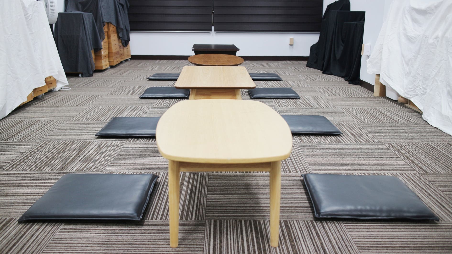 ローテーブル（座卓）最大４台までの画像1