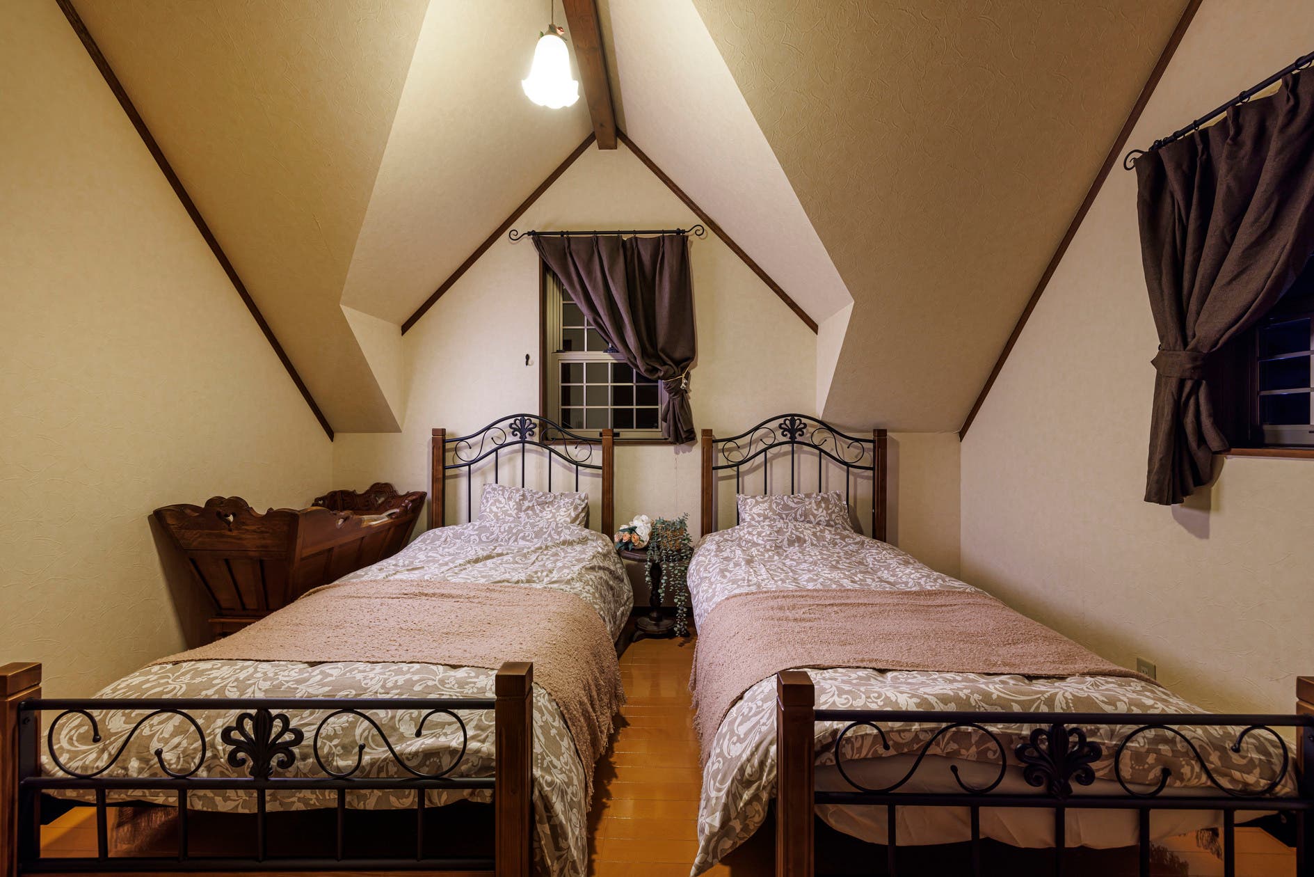 ✨🕌1800年代アンティーク家具🕌気分も上がる❤️✨撮影🎦イベントに最適🎉✨❤️最大20名OK✨❤️の写真20