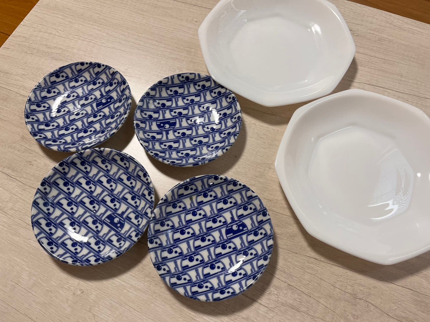 オープニング特別価格✨1650▶️777円/時間✨元町駅徒歩3分🚃50型TV📺映画鑑賞、ゲーム、テレワーク、ママ会🕺推し活の写真21