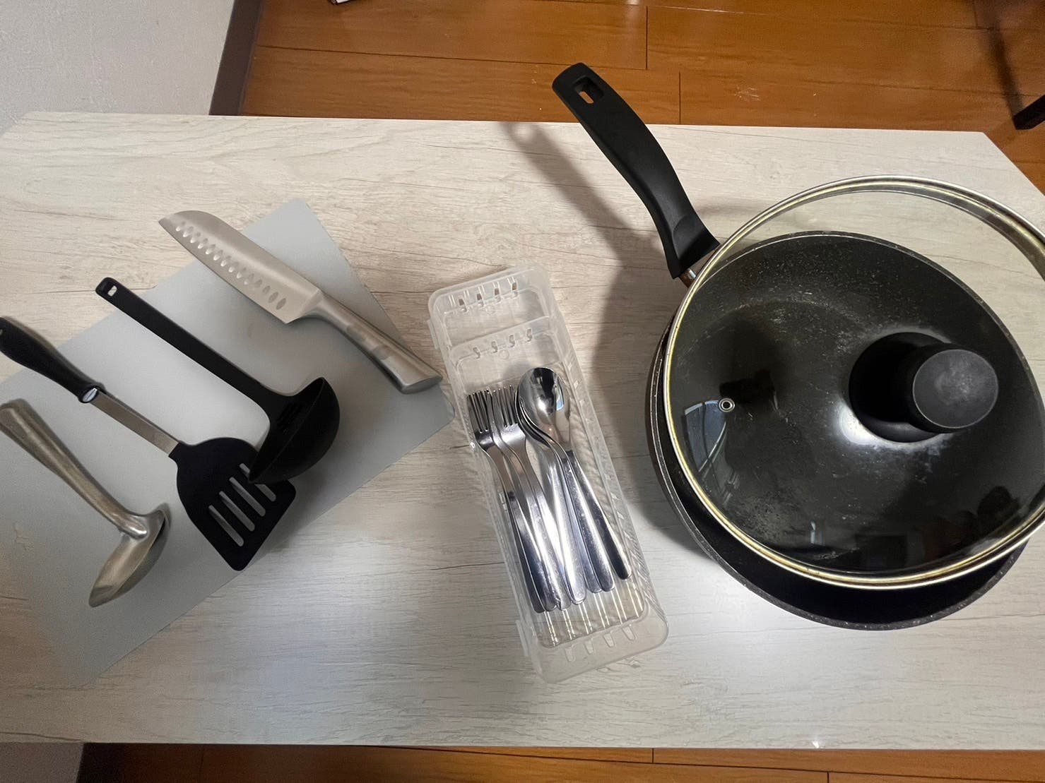 オープニング特別価格✨1650▶️777円/時間✨元町駅徒歩3分🚃50型TV📺映画鑑賞、ゲーム、テレワーク、ママ会🕺推し活の写真24