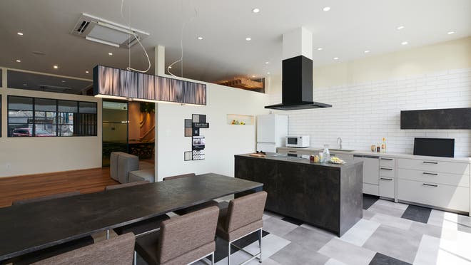 <MANIKA一宮SR オープンスペース>6名収容💺光回線Wi-Fi📶会議/打ち合わせ/テレワーク/勉強会/面談の写真1